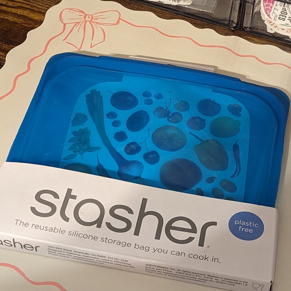 Stasher Bags | Kitchen | Stasher Silicone Foodsafe Reusable Pouch Nwt ...